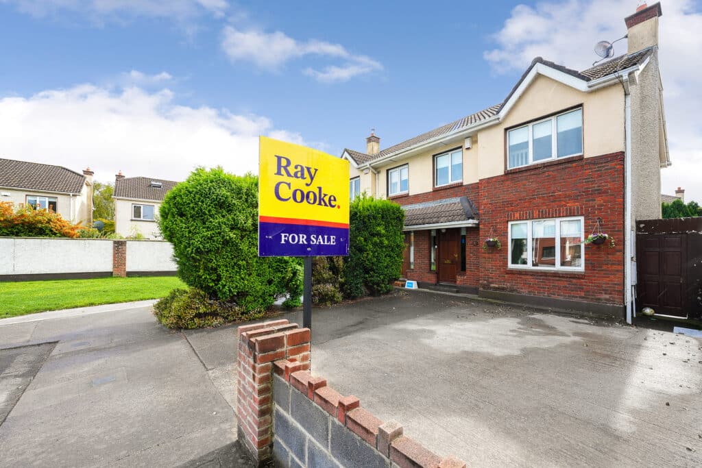 8 Foxborough Drive, Lucan, Co.Dublin, K78 AC93 - Ray Cooke Auctioneers
